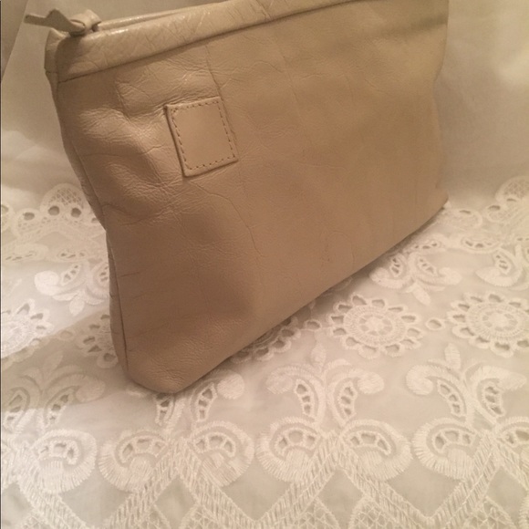 generic | Bags | Vintage Beige Leather Shoulderbag | Poshmark